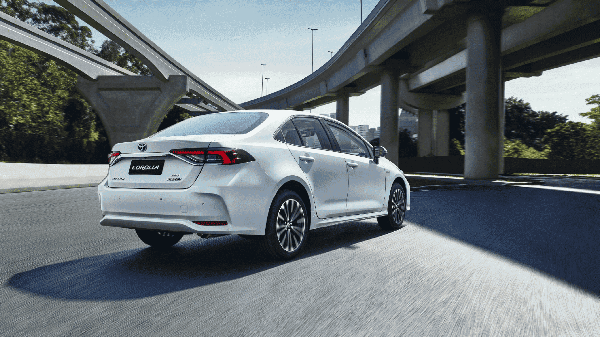 Toyota Corolla 2.0 SEG CVT en Argentina: equipamiento, motor y ...